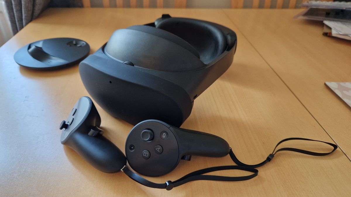 Meta Quest Pro review: "The prologue to a cyberpunk novel" | GamesRadar+