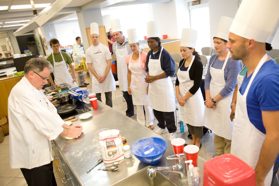 Photos: Mock Astronauts Take Cooking Lessons for 'Mars' | Space