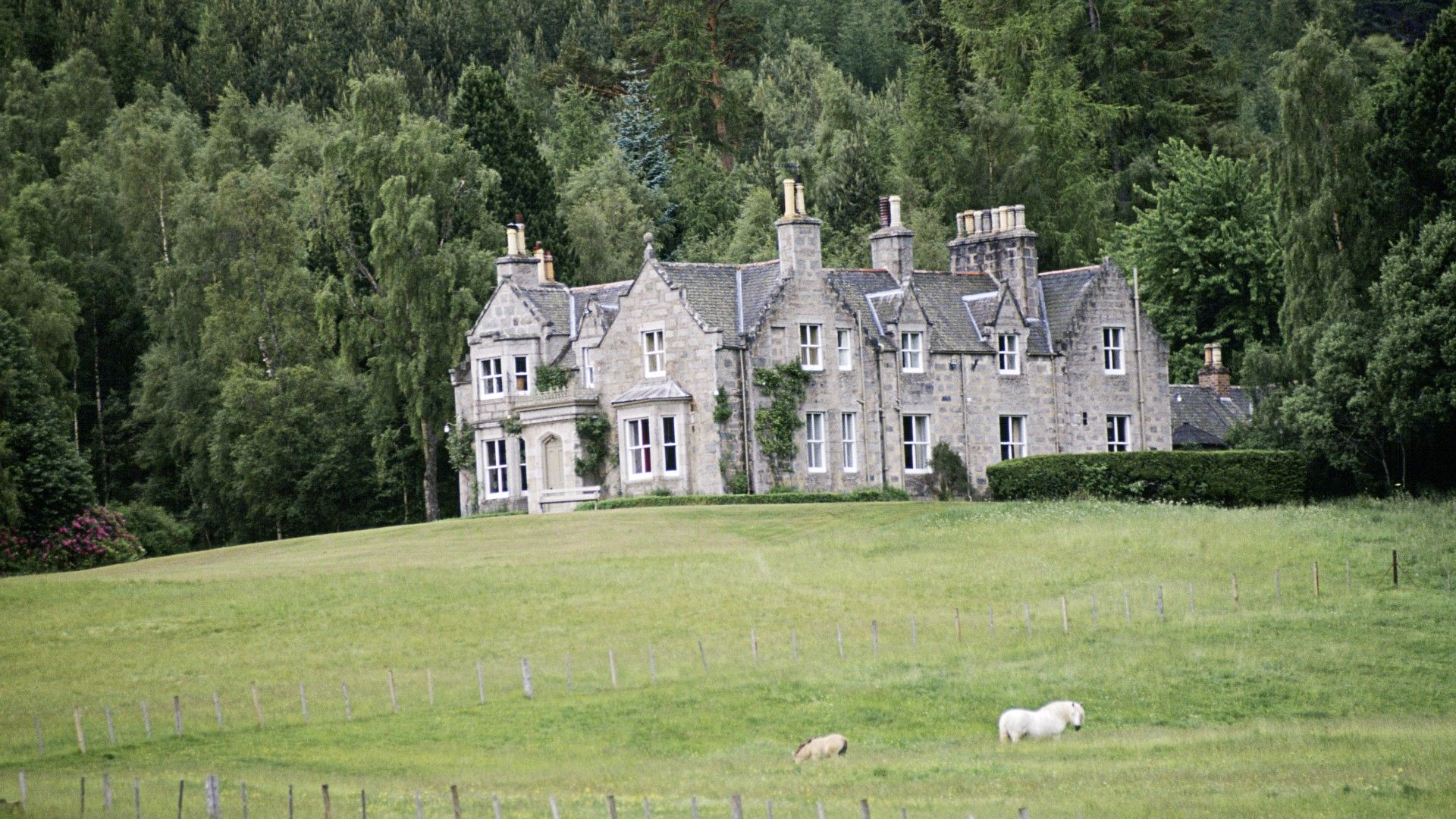 Where the Royal Family stay in Scotland when they visit | Woman & Home