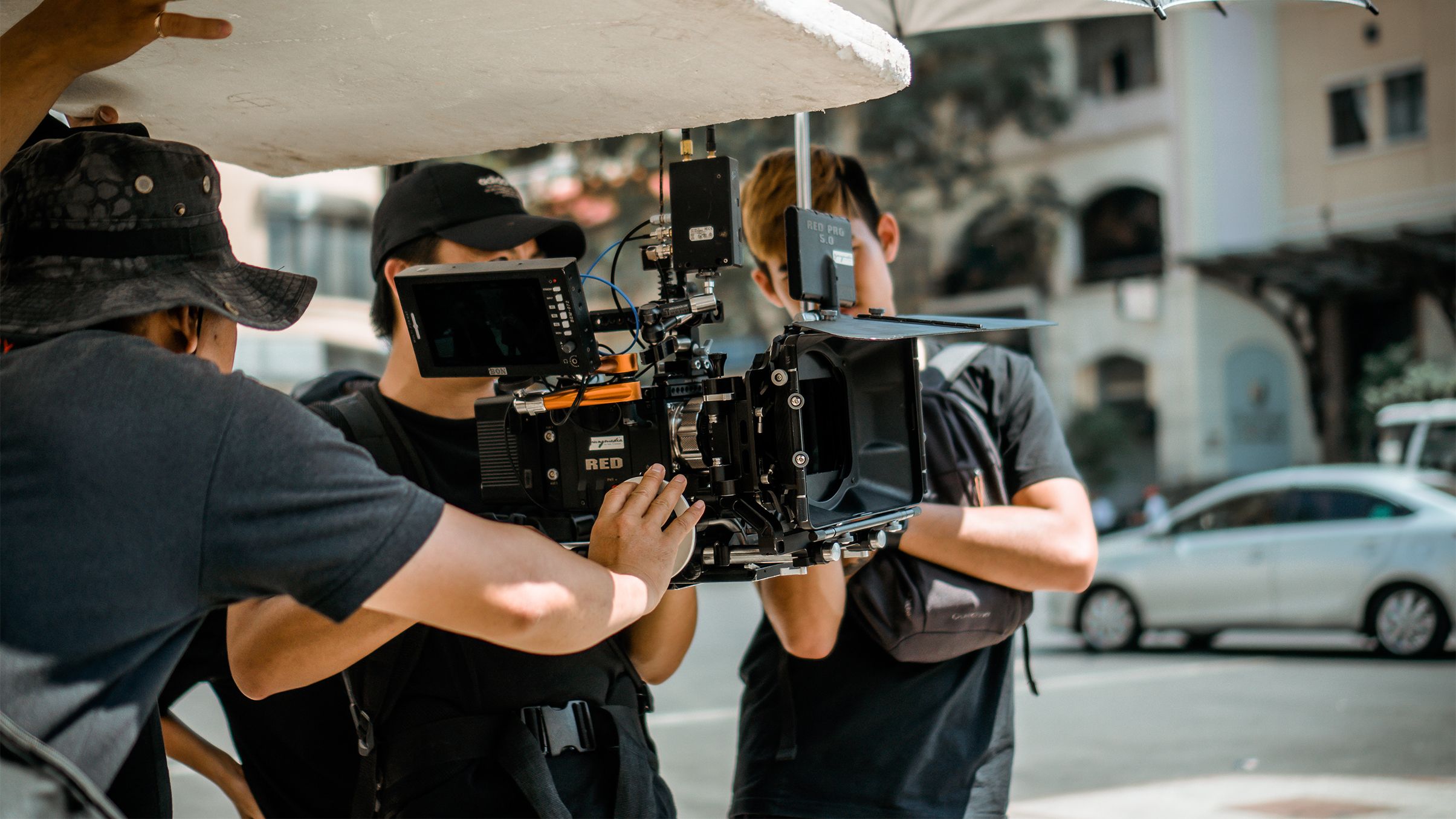 Bring your cinematic vision to life with the right video camera system ...