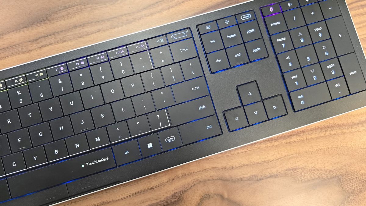 Clevetura CLVX 1 Wireless Keyboard Review: Touch on Keys | Tom's Hardware