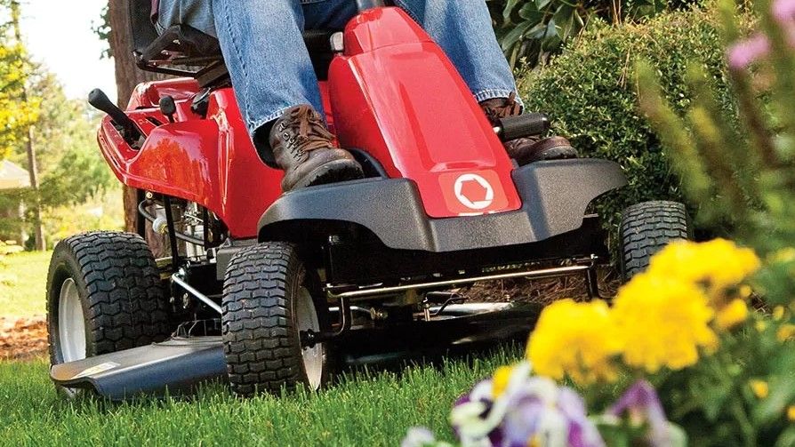 What to consider when buying a rider lawn mower | Top Ten Reviews