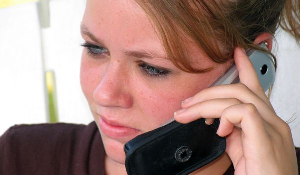 Radiation Risk: Are Some Cellphones More Dangerous Than Others? | Live ...