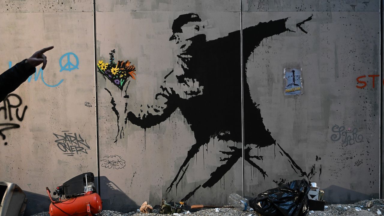Ten of Banksy’s most iconic works | The Week
