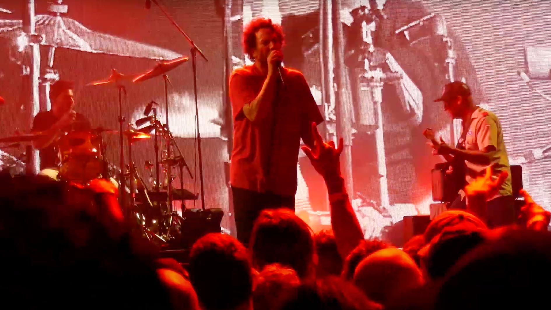 Watch Rage Against the Machine play their first show in 11 years ...