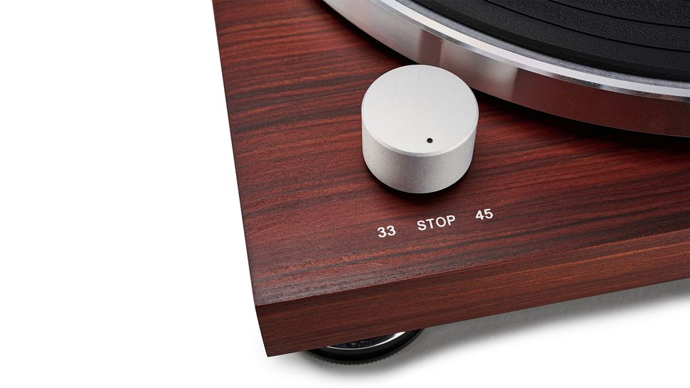 Audio Technica AT-LPW50BTRW: appealing turntable with fine features and ...