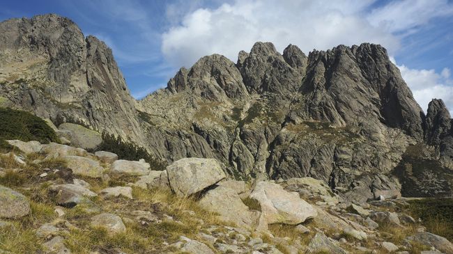 The most dangerous hiking trail in the world | Advnture