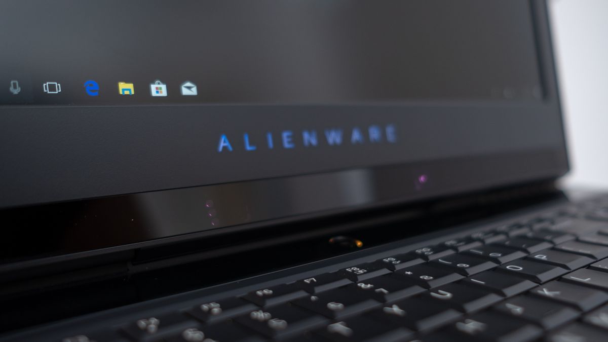 Performance, battery life and verdict - Alienware 17 R5 review - Page 2 ...