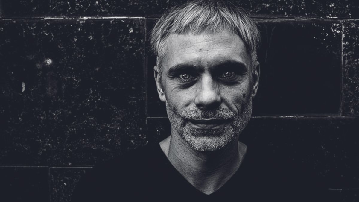 Fiedel: "I started playing music with cassettes in the former East ...