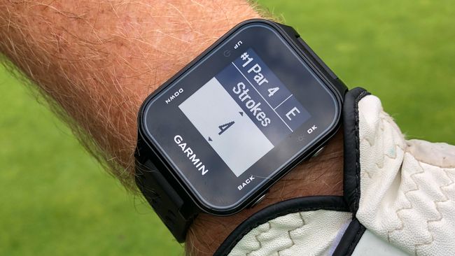 Garmin Approach S20 Review: The Best Golf Watch Under $200 | Tom's Guide