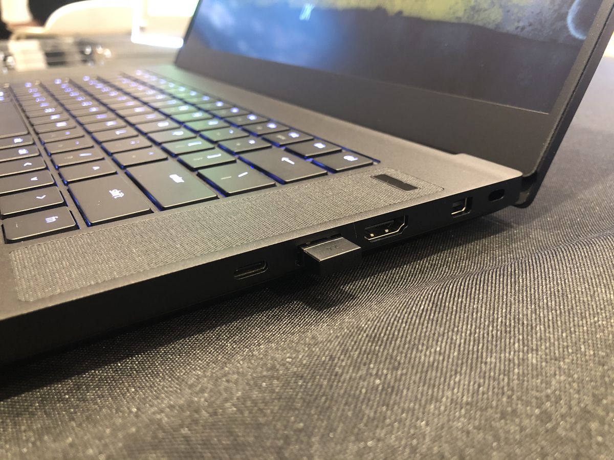 Razer Blade 15 Is First Laptop with Optical Keyboard Switches — And ...