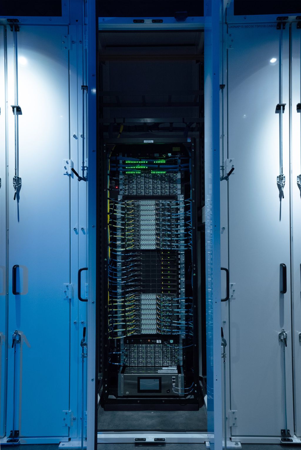 Dell ships first Nvidia Blackwell server racks — PowerEdge XE9712 ...