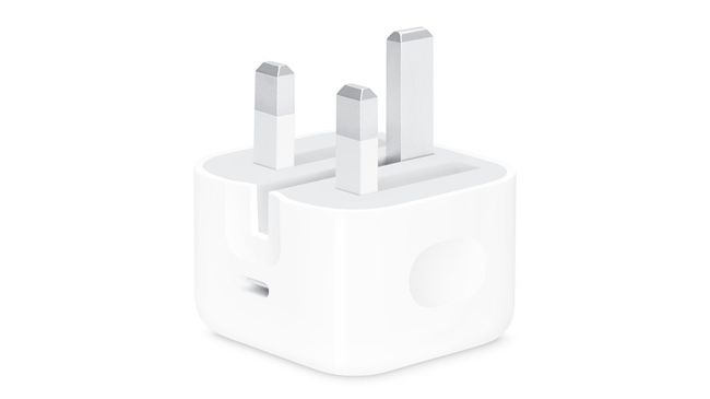 The best iPhone chargers 2025: top cables and blocks | TechRadar