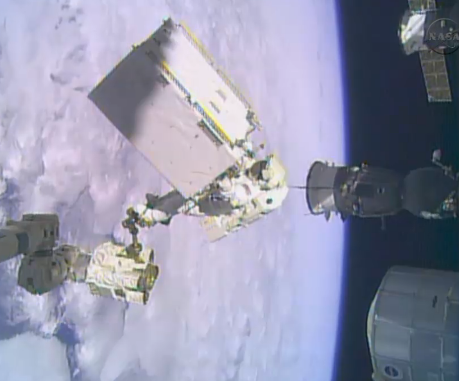 Spacewalking Astronauts Gift Space Station with Christmas Eve Cooling ...