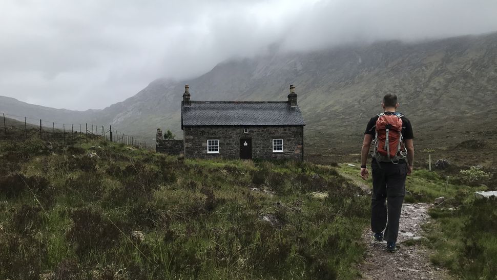 Bothies: the Scottish Highland's remote shelters | Advnture