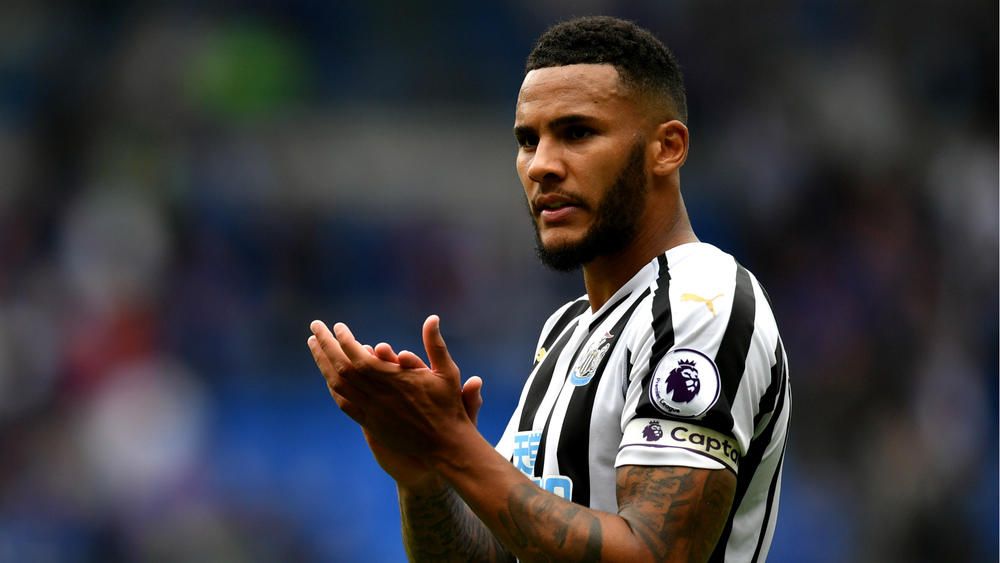 Newcastle captain Lascelles extends contract to 2024 | FourFourTwo