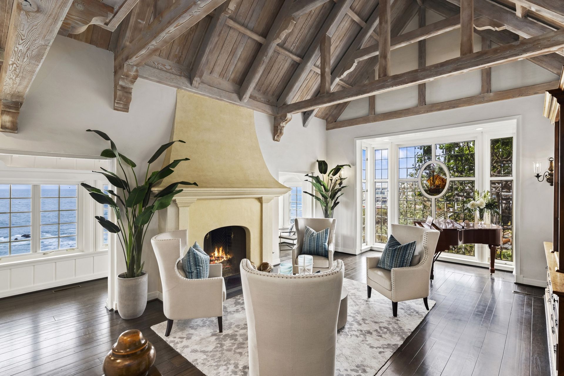 Inside Bette Davis's house: A coastal home in Laguna Beach | Homes and ...