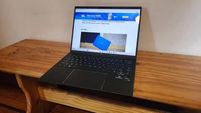 HP Dragonfly G4 review: the keyboard is *chef's kiss* | Laptop Mag
