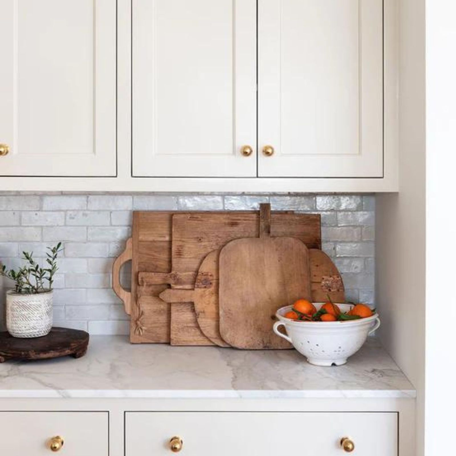 9 designer-approved ways to turn your kitchenware into decor | Homes ...