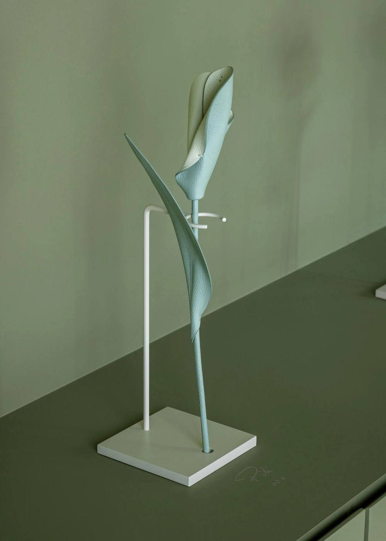 Polène's Undying Blooms Make the Beauty of Nature Eternal | Livingetc