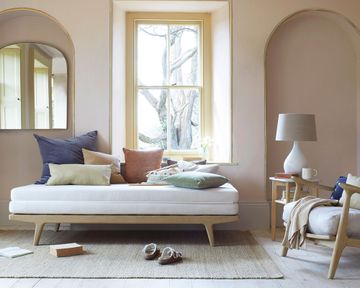 Daybed ideas for small spaces: 10 smart and space-saving daybed designs ...