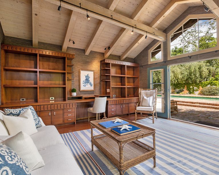 View Oprah Winfrey's house in Montecito – a historic home bought from ...