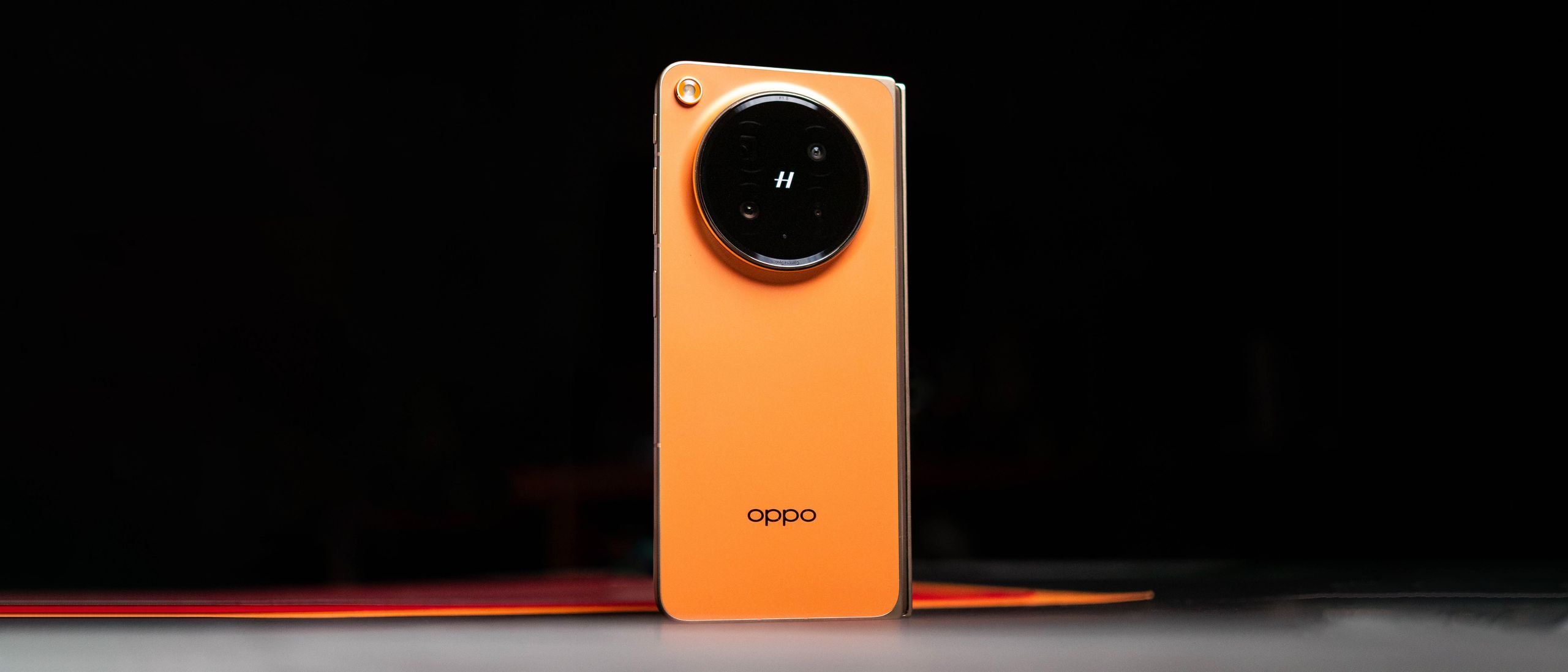 I used OPPO's Find N6 for two weeks — this creaseless foldable is on ...