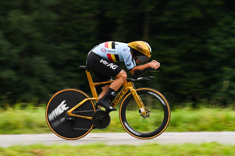 'A pure time trial on feeling' - Remco Evenepoel wins World ...