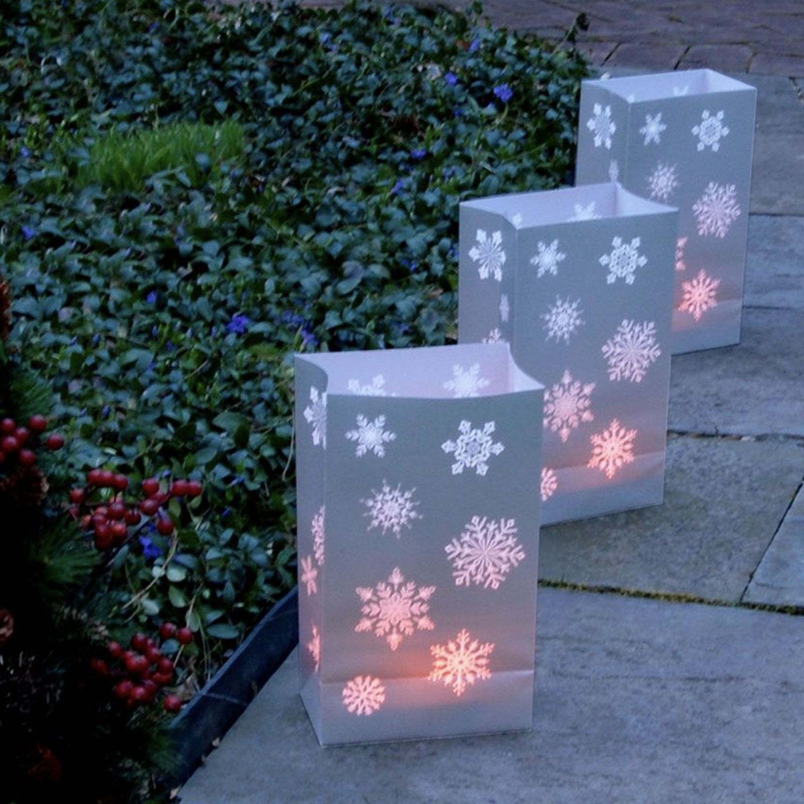How to create a Santa's grotto in your yard: 24 fun ideas | Gardeningetc