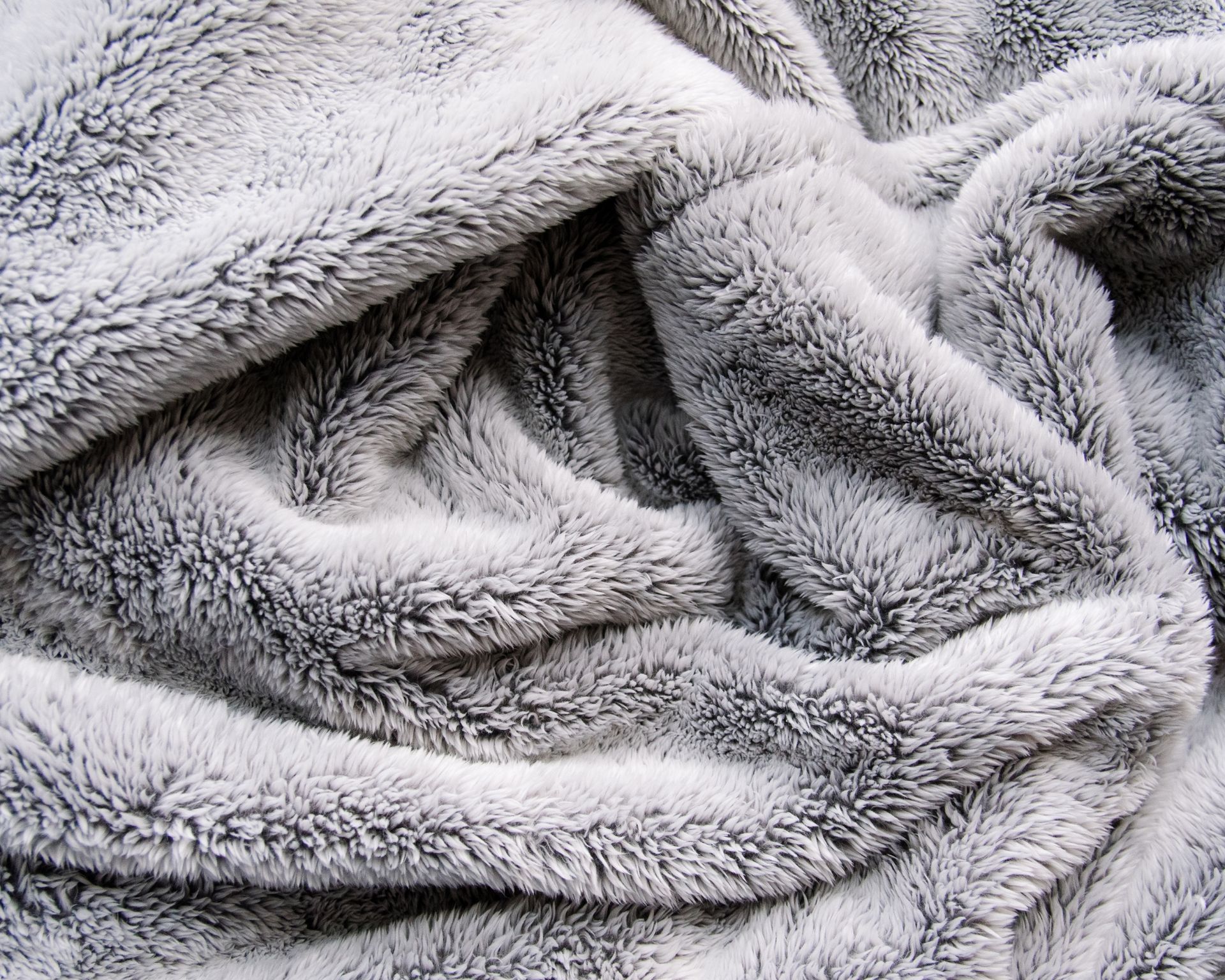 How to wash blankets and keep them soft and cozy | Real Homes
