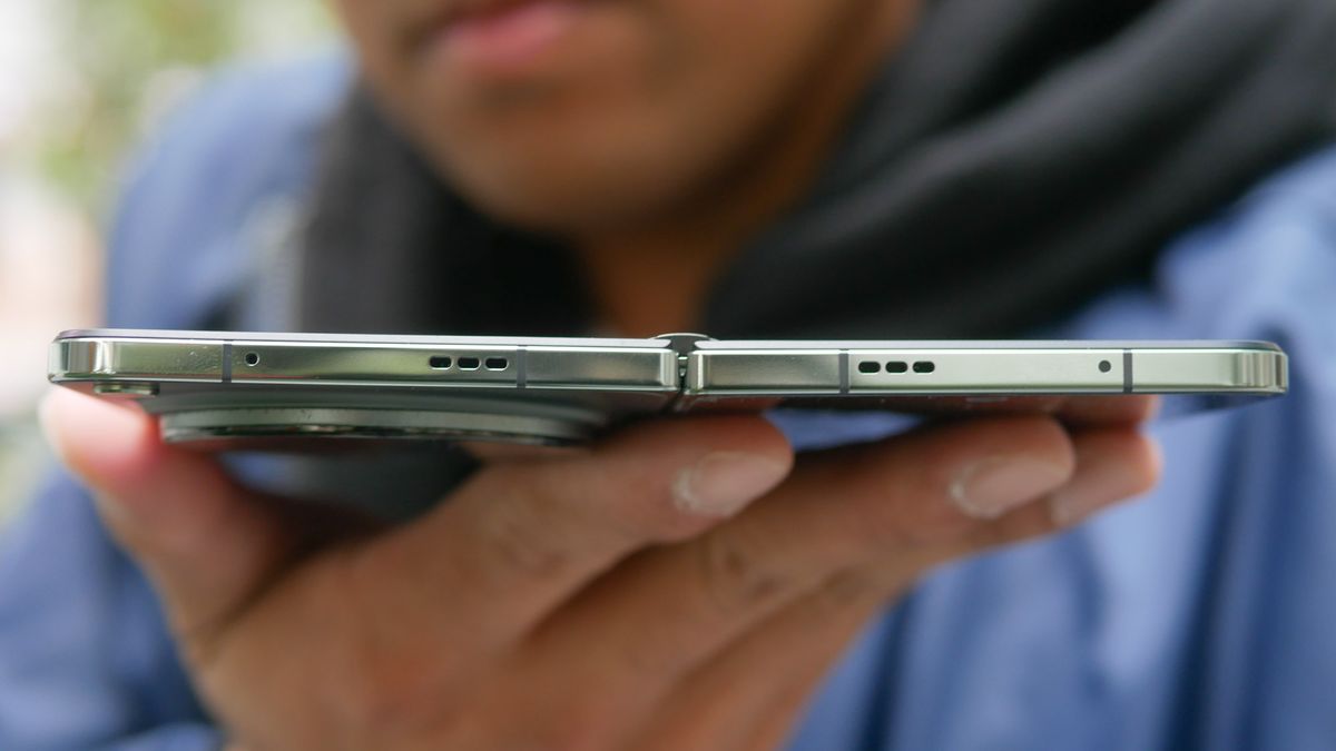 OnePlus Open review: An ambitious foldable phone filled with surprises ...