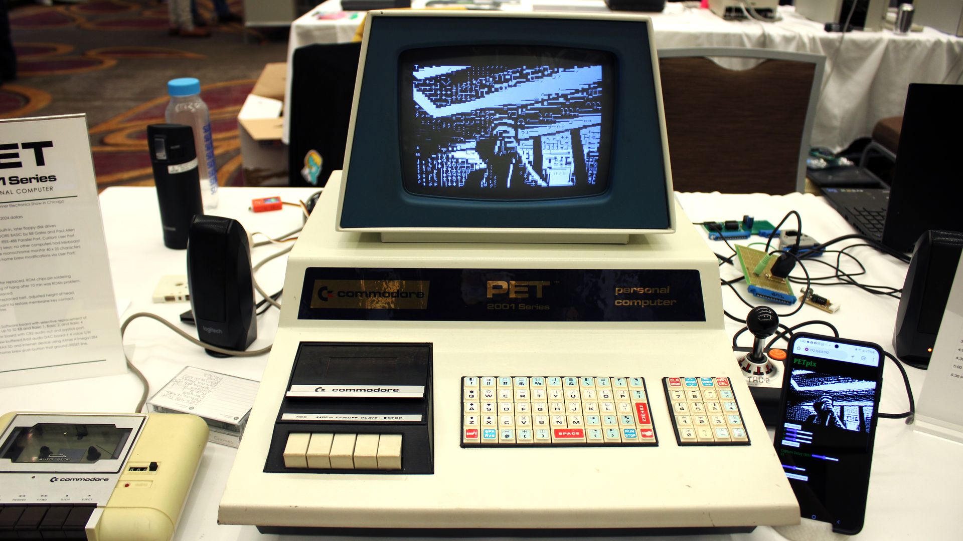 Vintage Apple, ThinkPad, and Commodore computers still hold their ...