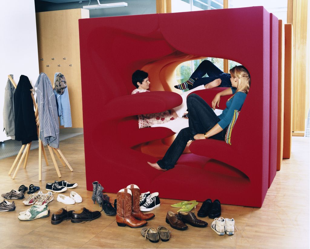 What is the 'ADHD Sofa'? How a Design Classic Went Viral | Livingetc