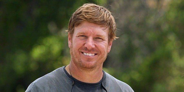 Check Out Chip Gaines Running A Marathon With His Fixer Upper Toolbelt ...