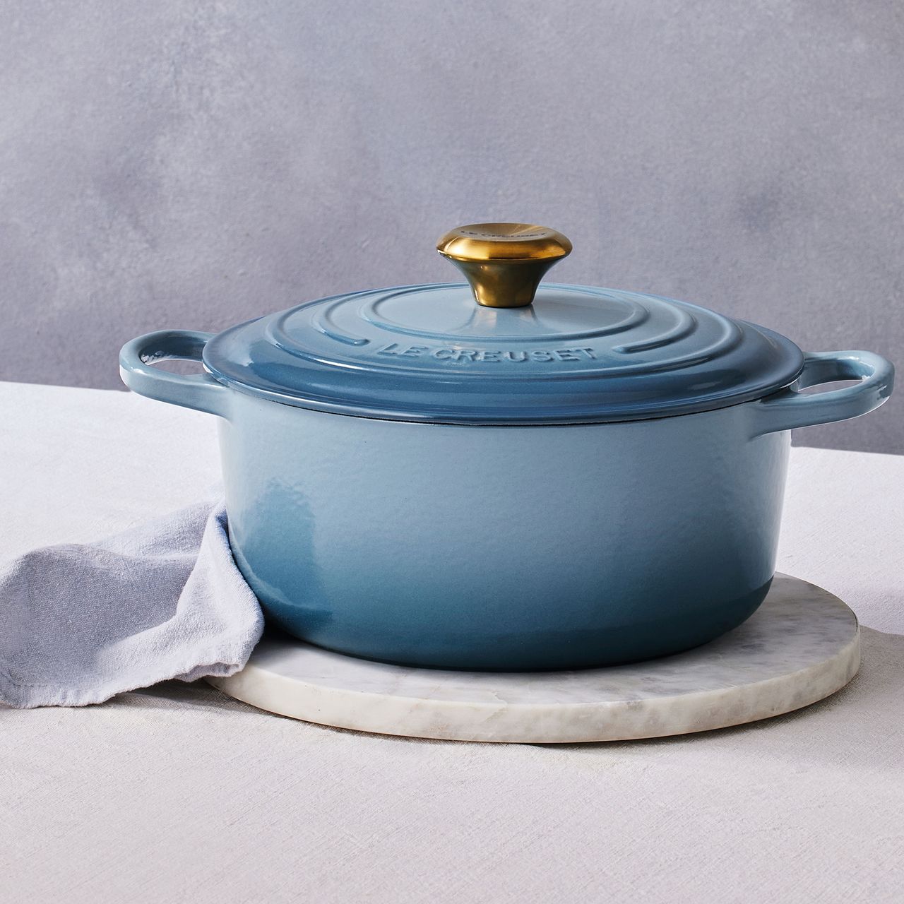 Le Creuset's launch just confirmed the must-have colours for 2024 ...