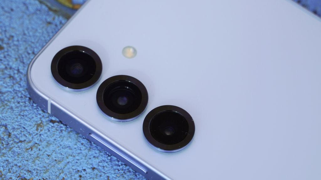 Samsung Galaxy S25 review: The last compact Android flagship | Android Central