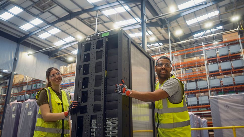 Recycled racks and spare part servers: Amazon reveals major data center ...