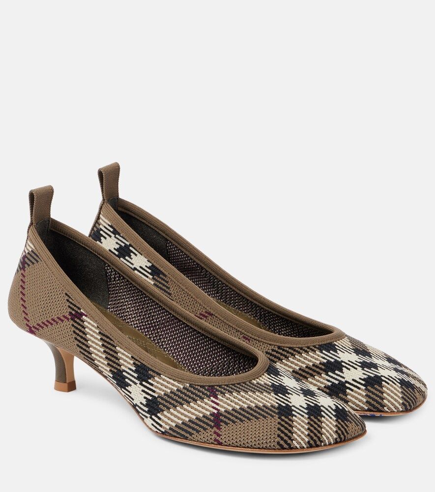 Our Ultimate Guide to The Best Burberry Check Print Pieces | Marie ...