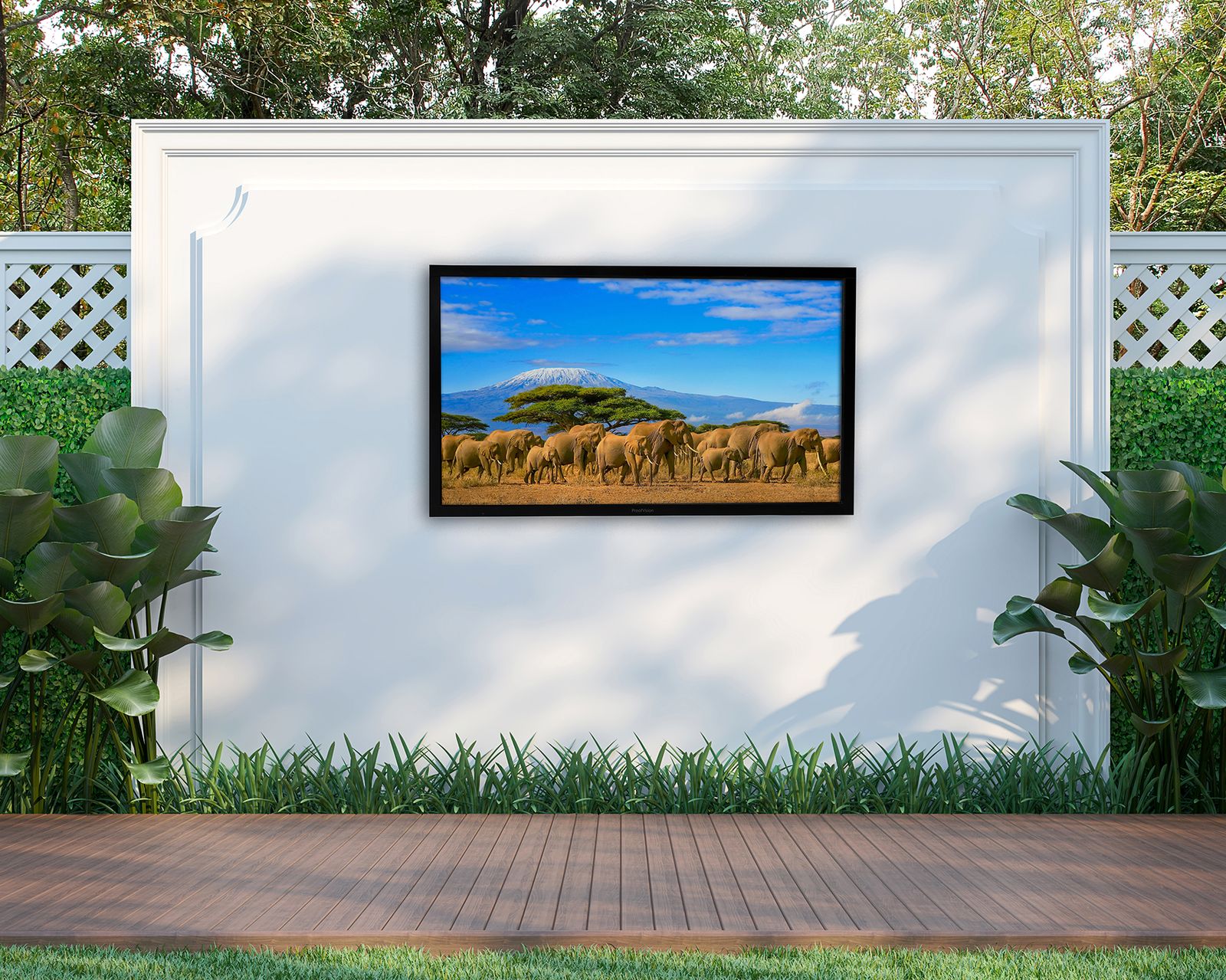Garden TVs - how to choose the best outdoor TV | Livingetc