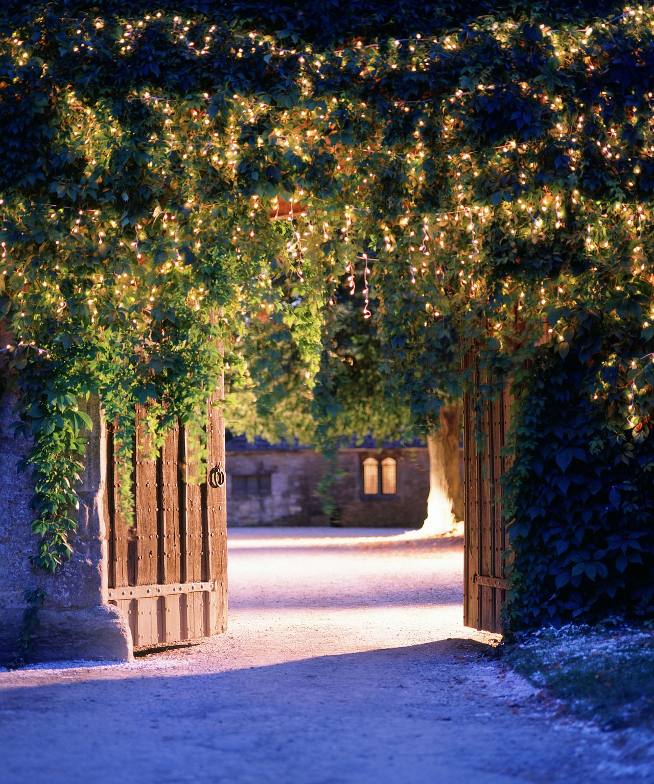 Outdoor fall decor ideas: 14 elegant exterior looks | Homes & Gardens