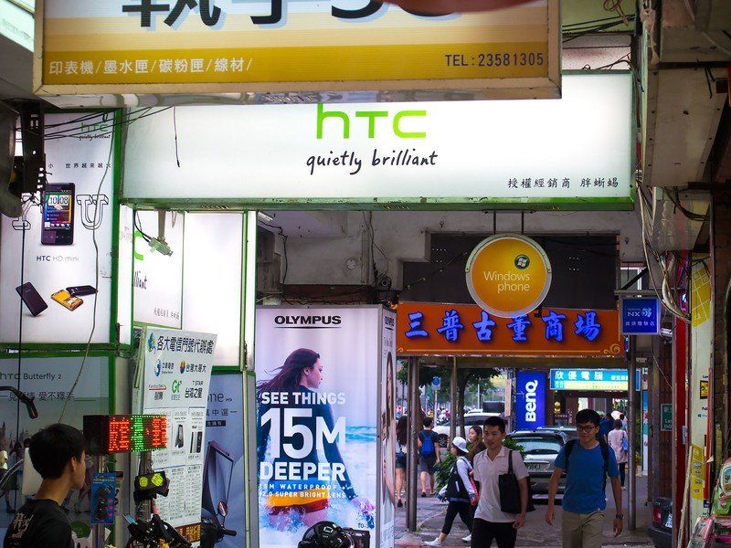 In pictures: Tech shopping at Taipei's bustling Guanghua markets ...