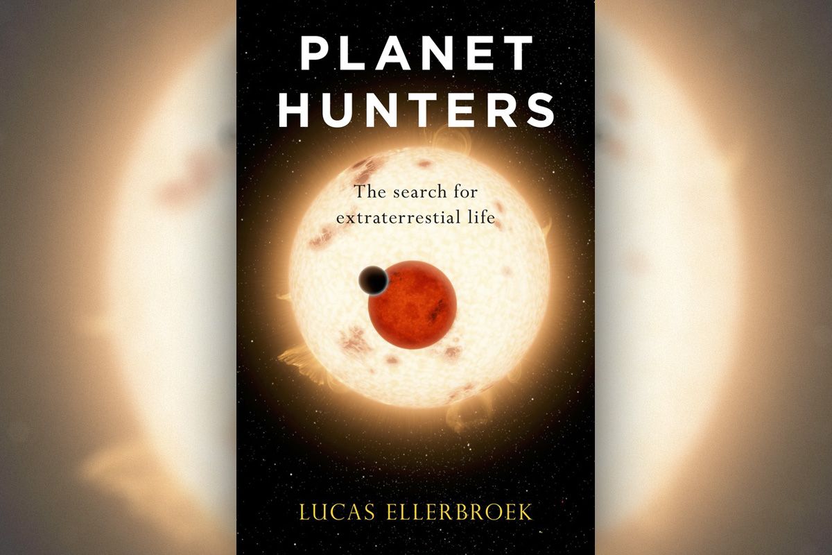 2017's Must-Read Space Books | Space