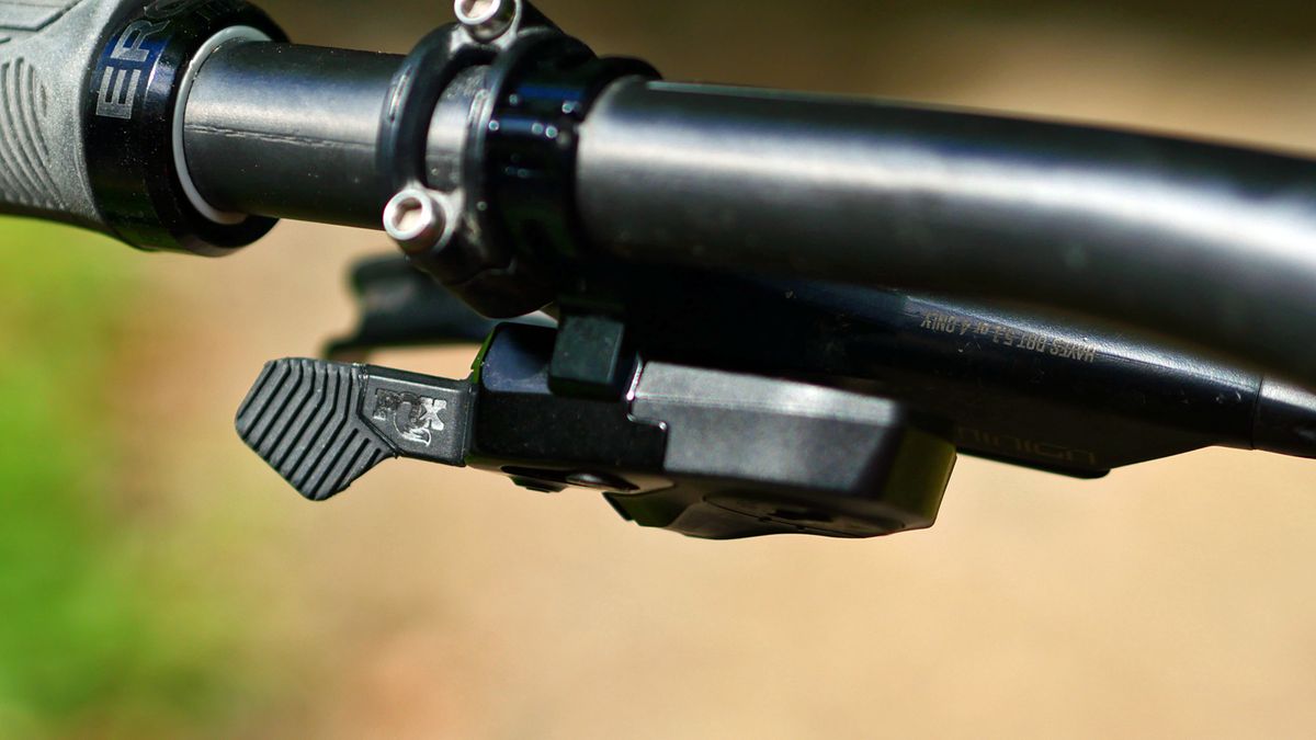 Fox Transfer Neo dropper post review | Bike Perfect