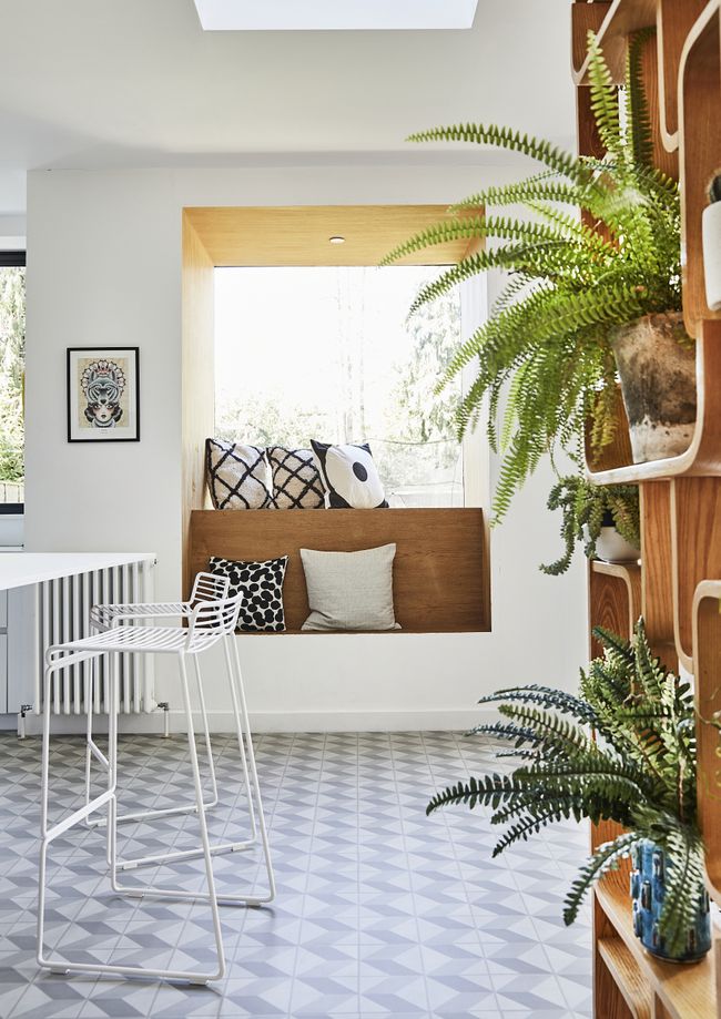 Window Seat Ideas: 14 Ways to Create a Cosy Spot With a View | Homebuilding