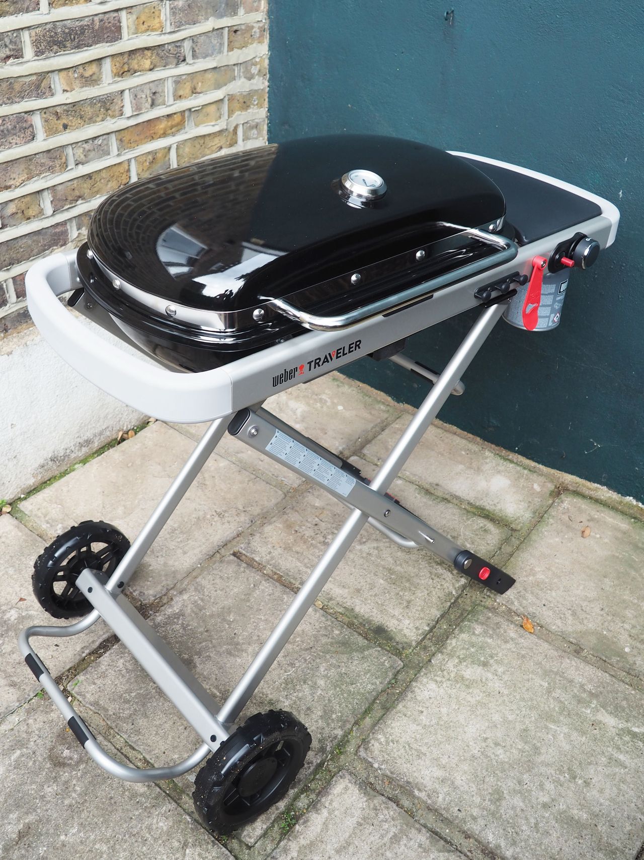 Weber Traveler gas barbecue review: a portable BBQ you can use at home ...
