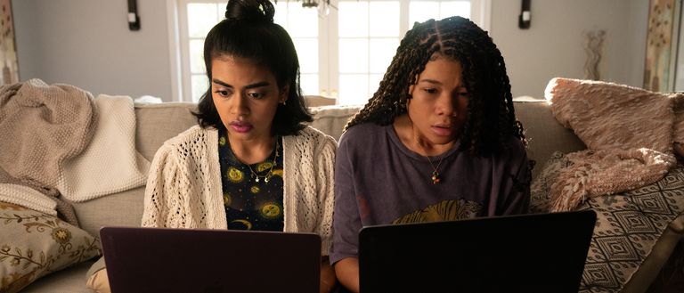 Missing Review: Searching Gets A Superior Screenlife Sequel | Cinemablend