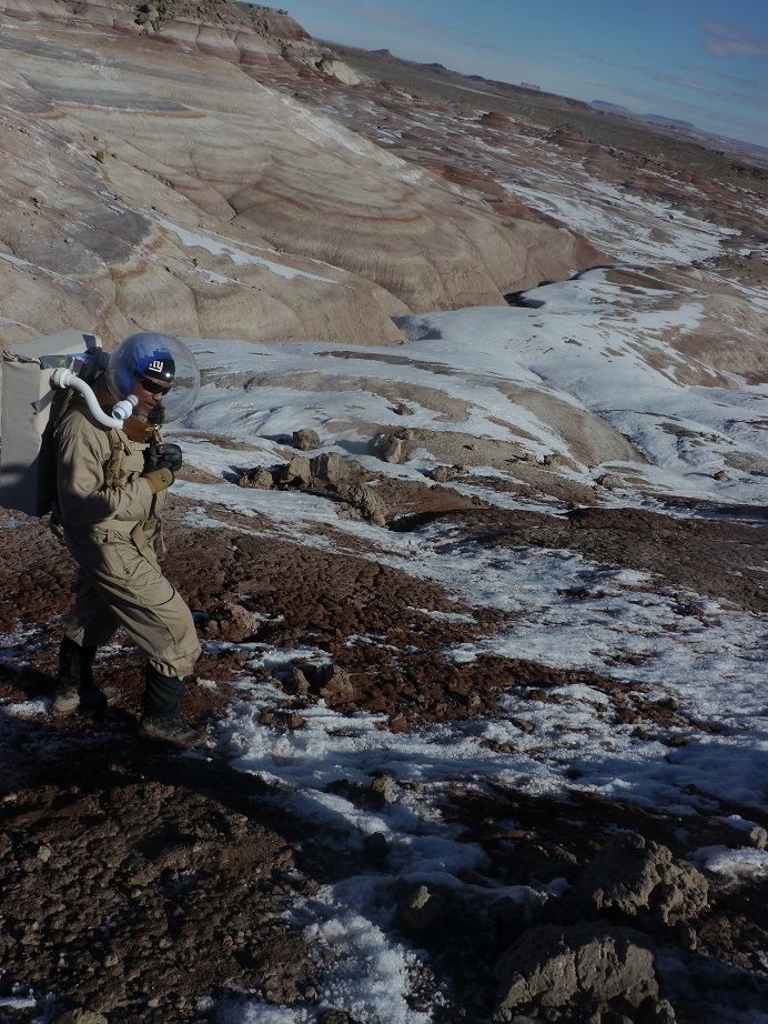 Mock Mars Mission Photos: Life on a Simulated Red Planet | Space