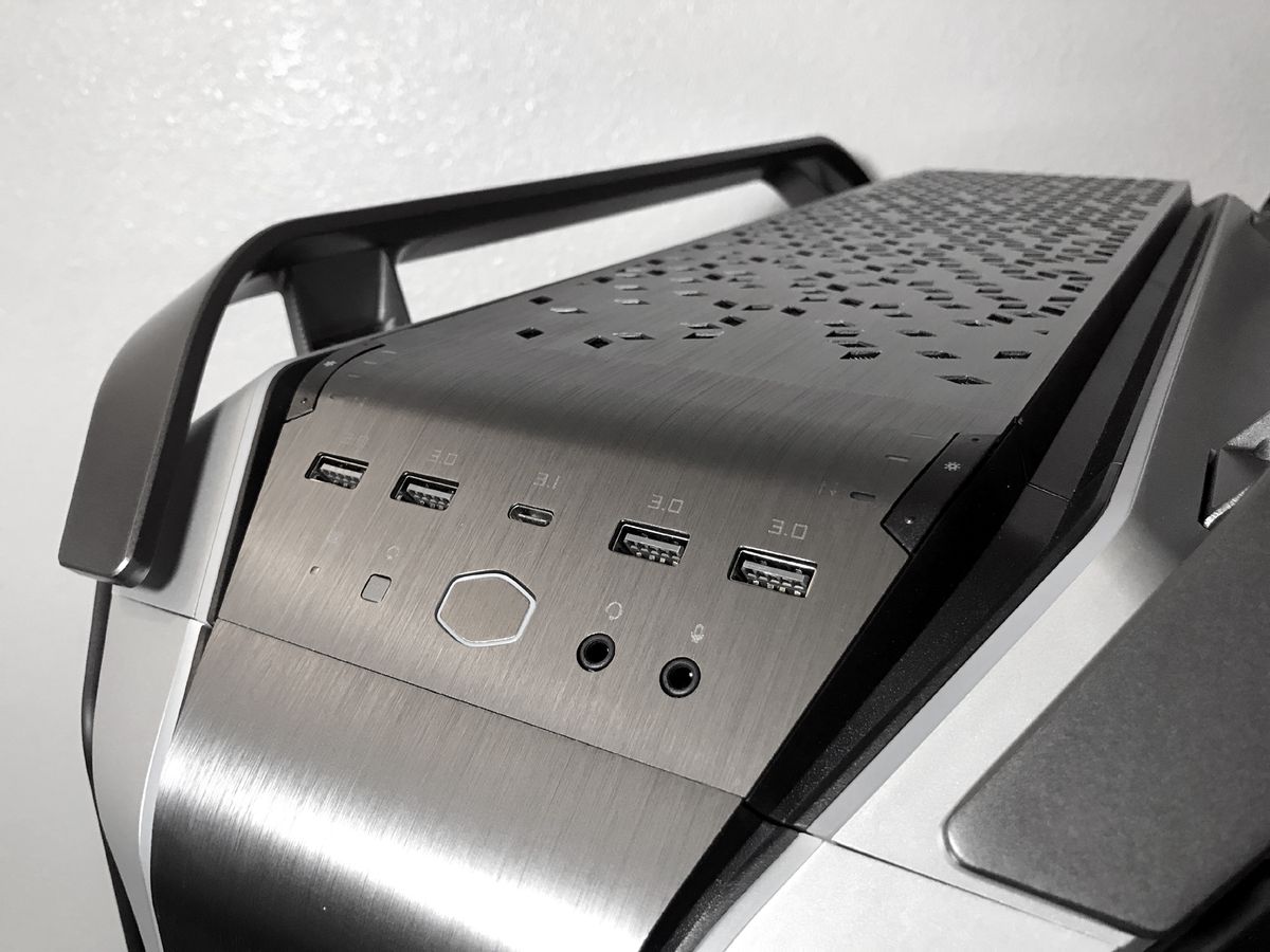 Cooler Master Cosmos C700M Review: A Colossal Success - Tom's Hardware ...