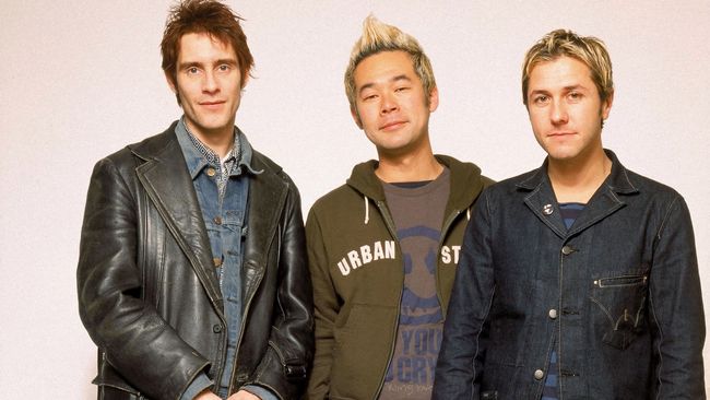 Feeder's Polythene at 25: How 'The British Smashing Pumpkins' made ...