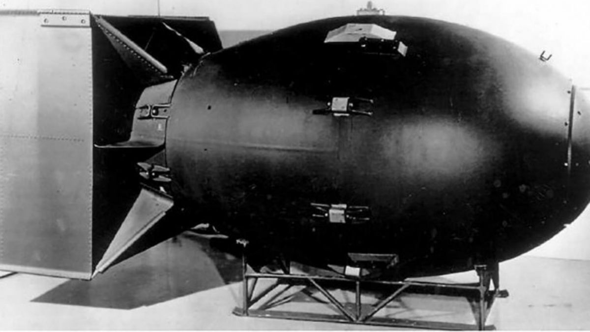 Sea cucumber enthusiast 'finds missing US nuke' | The Week